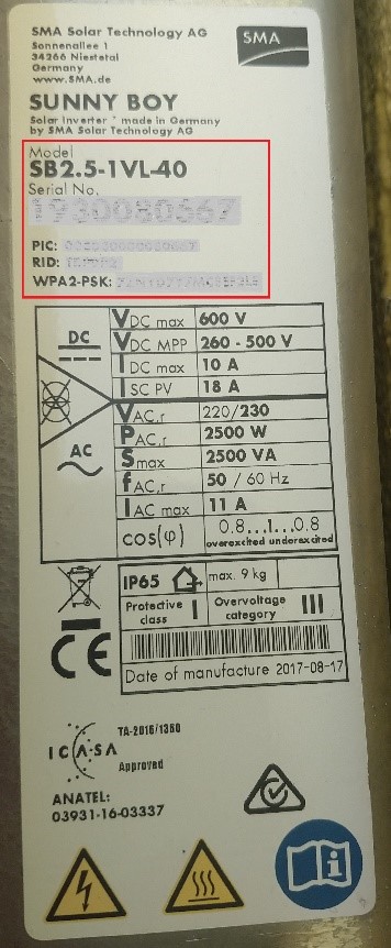 Como verificar o modelo e o número de série do seu inversor